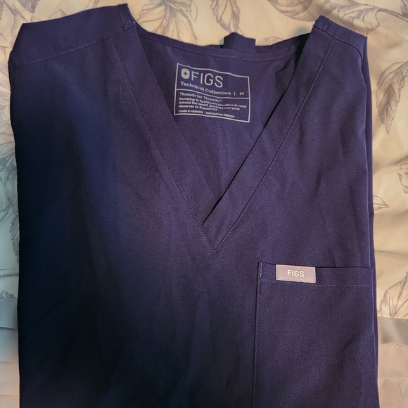 Figs | Tops | Figs Catarina Pocker Navy Blue Scrub Top | Poshmark